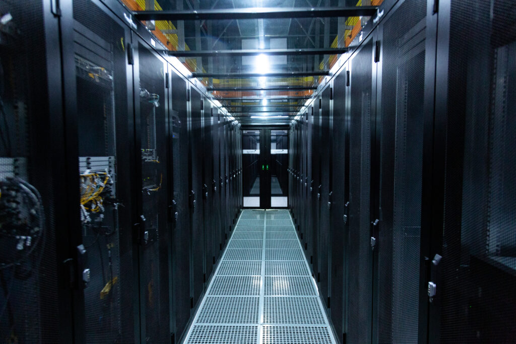 Cold Aisle Containment: The Key to Efficient Data Centre Cooling in ...